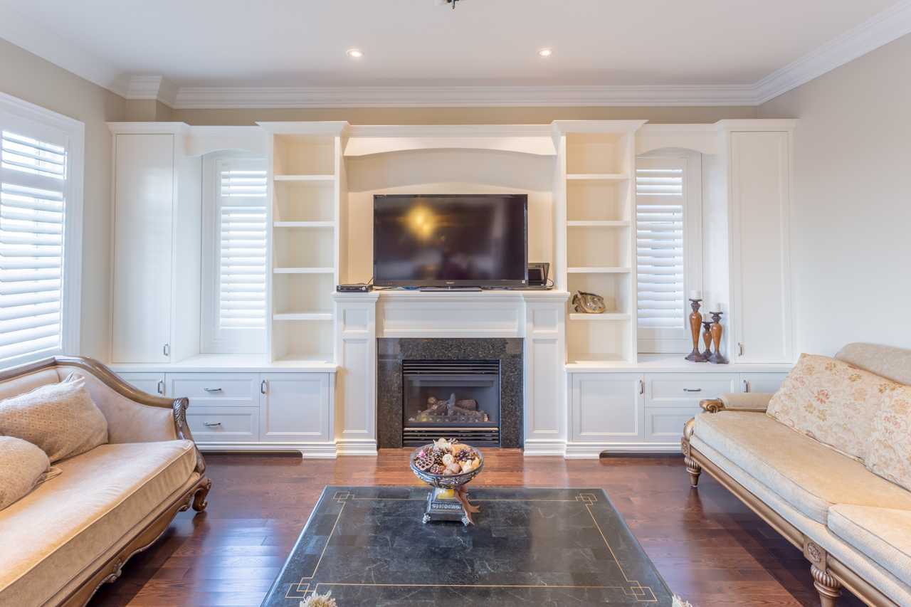 Custom traditional wall unit | Luxury design Fireplace in Hackwood Rd ...
