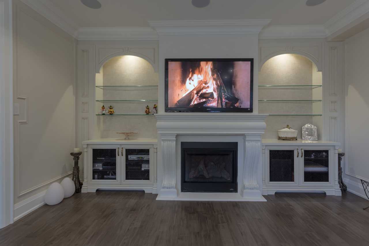 Custom traditional wall unit | Luxury design Fireplace in Lawrie Rd ...
