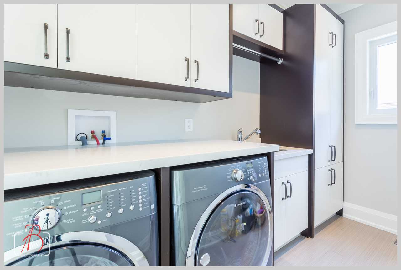 Custom modern laundry | Luxury design Laundry in Churchill Ave, Toronto