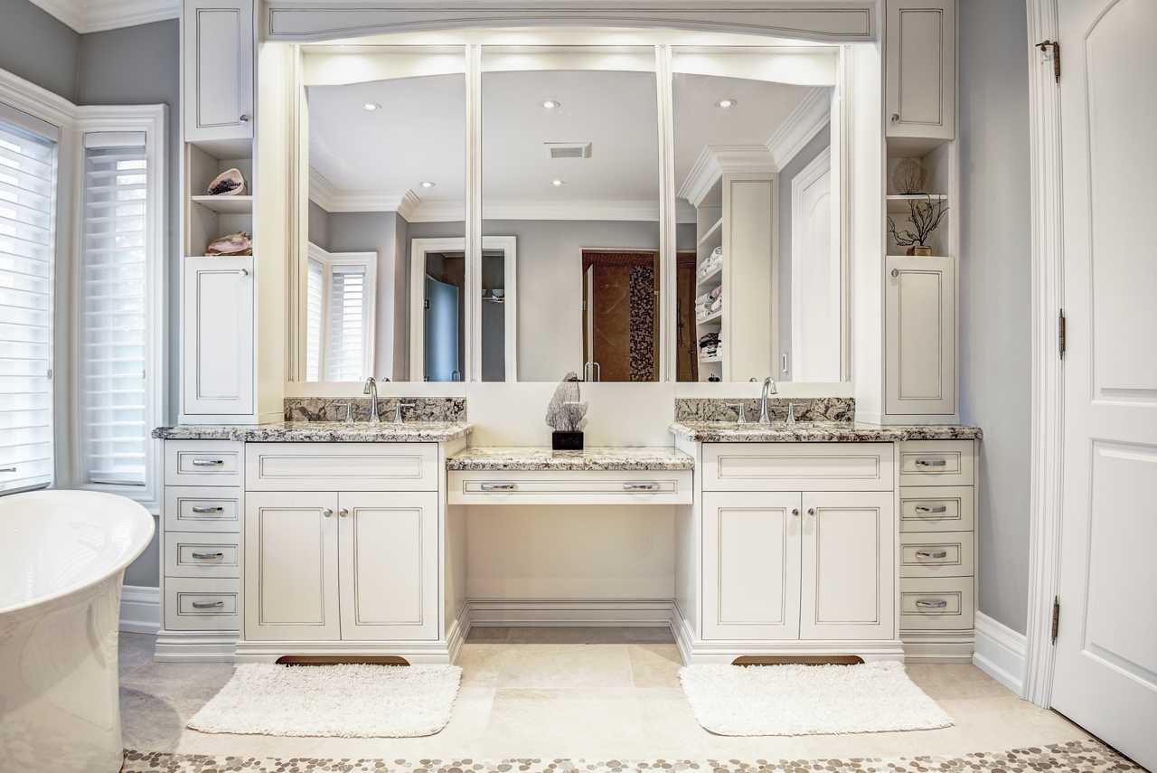 Custom traditional bathroom | Luxury design Master ensuite in Patricia ...